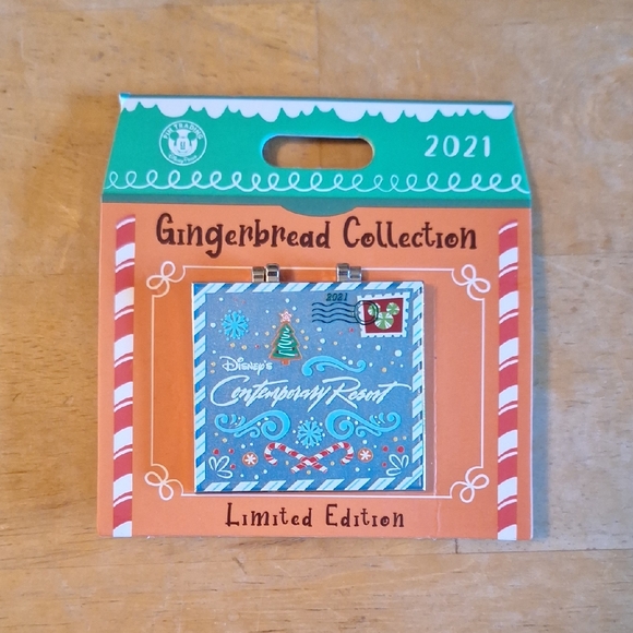 Disney | Accessories | Disney Gingerbread Collection Cinderella 22 Pin ...
